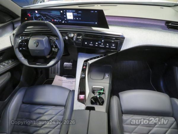 White Peugeot 5008 2025 in Tallinn, with an engine capacity of 1.20 L and mileage of 37 thousand km for 31500 €, photo 3 on AUTOMOTO.COM.LV