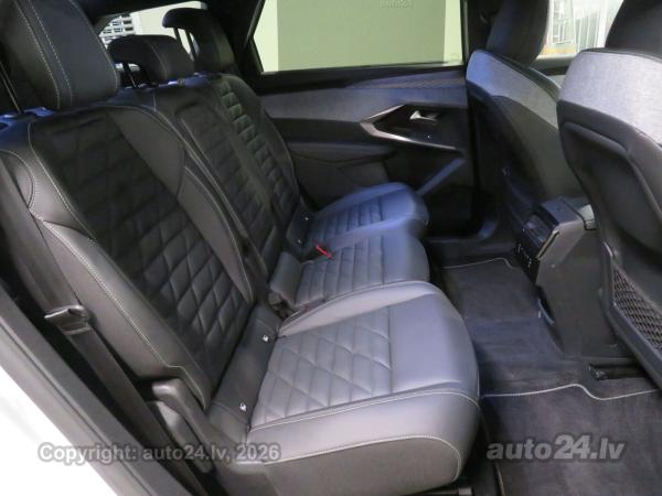 White Peugeot 5008 2025 in Tallinn, with an engine capacity of 1.20 L and mileage of 37 thousand km for 31500 €, photo 6 on AUTOMOTO.COM.LV