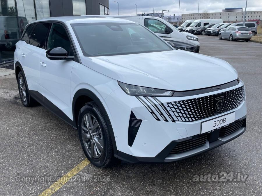 Balts Peugeot 5008 2026 Tartu, ar dzinēja tilpumu 1.20 L un nobraukumu 5 tūkst. km par 32900 €, foto 4 vietnē AUTOMOTO.COM.LV