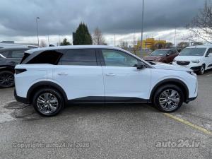 Balts Peugeot 5008 2026 Tartu, ar dzinēja tilpumu 1.20 L un nobraukumu 5 tūkst. km par 32900 €, foto 5 vietnē AUTOMOTO.COM.LV