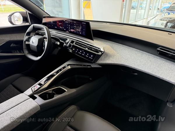 Balts Peugeot 5008 2026 Jehvi, ar dzinēja tilpumu 1.20 L un nobraukumu 2 tūkst. km par 34490 €, foto 9 vietnē AUTOMOTO.COM.LV