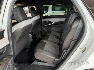 Balts Peugeot 5008 2026 Jehvi, ar dzinēja tilpumu 1.20 L un nobraukumu 2 tūkst. km par 32490 €, foto 12 vietnē AUTOMOTO.COM.LV