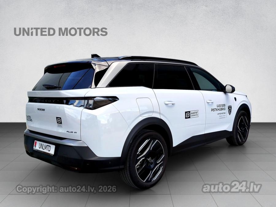White Peugeot 5008 2026 in Tallinn, with an engine capacity of 1.60 L and mileage of 5 thousand km for 45990 €, photo 3 on AUTOMOTO.COM.LV