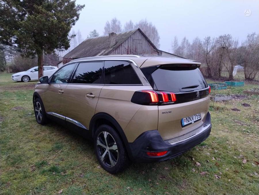 Yellow Peugeot 5008 2017 in Alytus, with an engine capacity of 1.20 L and mileage of 164 thousand km for 5900 €, photo 5 on AUTOMOTO.COM.LV