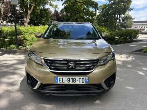 Желтый Пежо 5008 2017 в Таураге, объемом двигателя 1.20 л и пробегом 150 тыс. км за 7250 €, фото 3 на AUTOMOTO.COM.LV