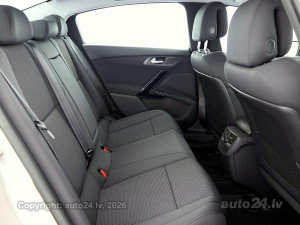 Smilšu krāsa Peugeot 508 2011 Tallina, ar dzinēja tilpumu 2.00 L un nobraukumu 248 tūkst. km par 2699 €, foto 7 vietnē AUTOMOTO.COM.LV