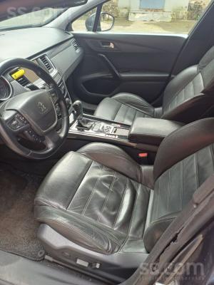 Black Peugeot 508 2015 in Riga, with an engine capacity of 2.00 L and mileage of 255 thousand km for 6000 €, photo 6 on AUTOMOTO.COM.LV
