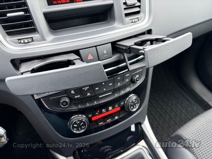 Black Peugeot 508 2011 in Tallinn, with an engine capacity of 1.60 L and mileage of 97 thousand km for 4699 €, photo 15 on AUTOMOTO.COM.LV