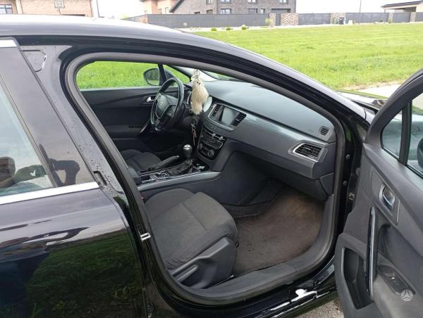 Melns Peugeot 508 2011 Šauļi, ar dzinēja tilpumu 2.00 L un nobraukumu 220 tūkst. km par 2500 €, foto 5 vietnē AUTOMOTO.COM.LV