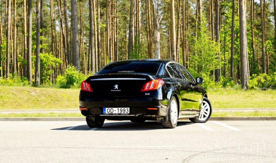Black Peugeot 508 2012 in Riga, with an engine capacity of 1.60 L and mileage of 282 thousand km for 16200 €, photo 6 on AUTOMOTO.COM.LV