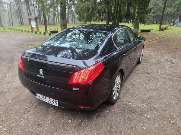 Black Peugeot 508 2012 in Raseiniai, with an engine capacity of 1.56 L and mileage of 296 thousand km for 1750 €, photo 5 on AUTOMOTO.COM.LV