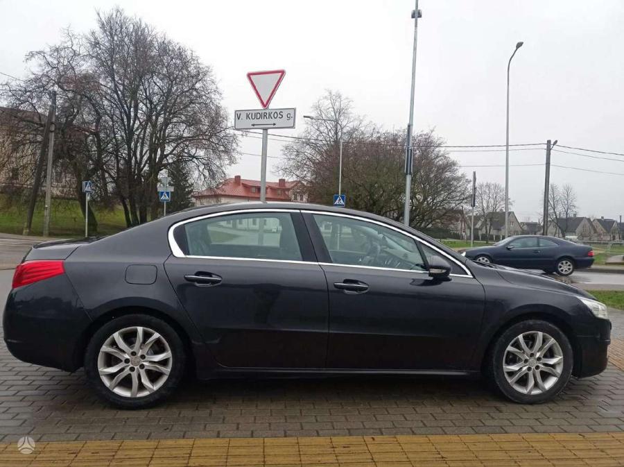 Melns Peugeot 508 2012 Raseiniai, ar dzinēja tilpumu 2.00 L un nobraukumu 155 tūkst. km par 2999 €, foto 14 vietnē AUTOMOTO.COM.LV
