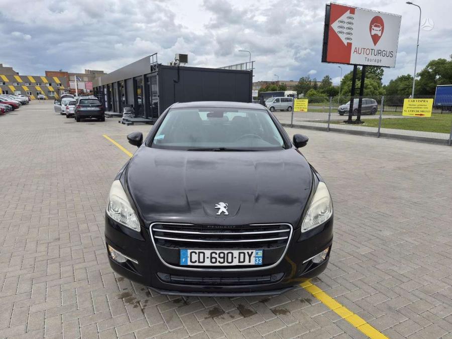 Black Peugeot 508 2012 in Taurage, with an engine capacity of 1.60 L and mileage of 168 thousand km for 2800 €, photo 4 on AUTOMOTO.COM.LV