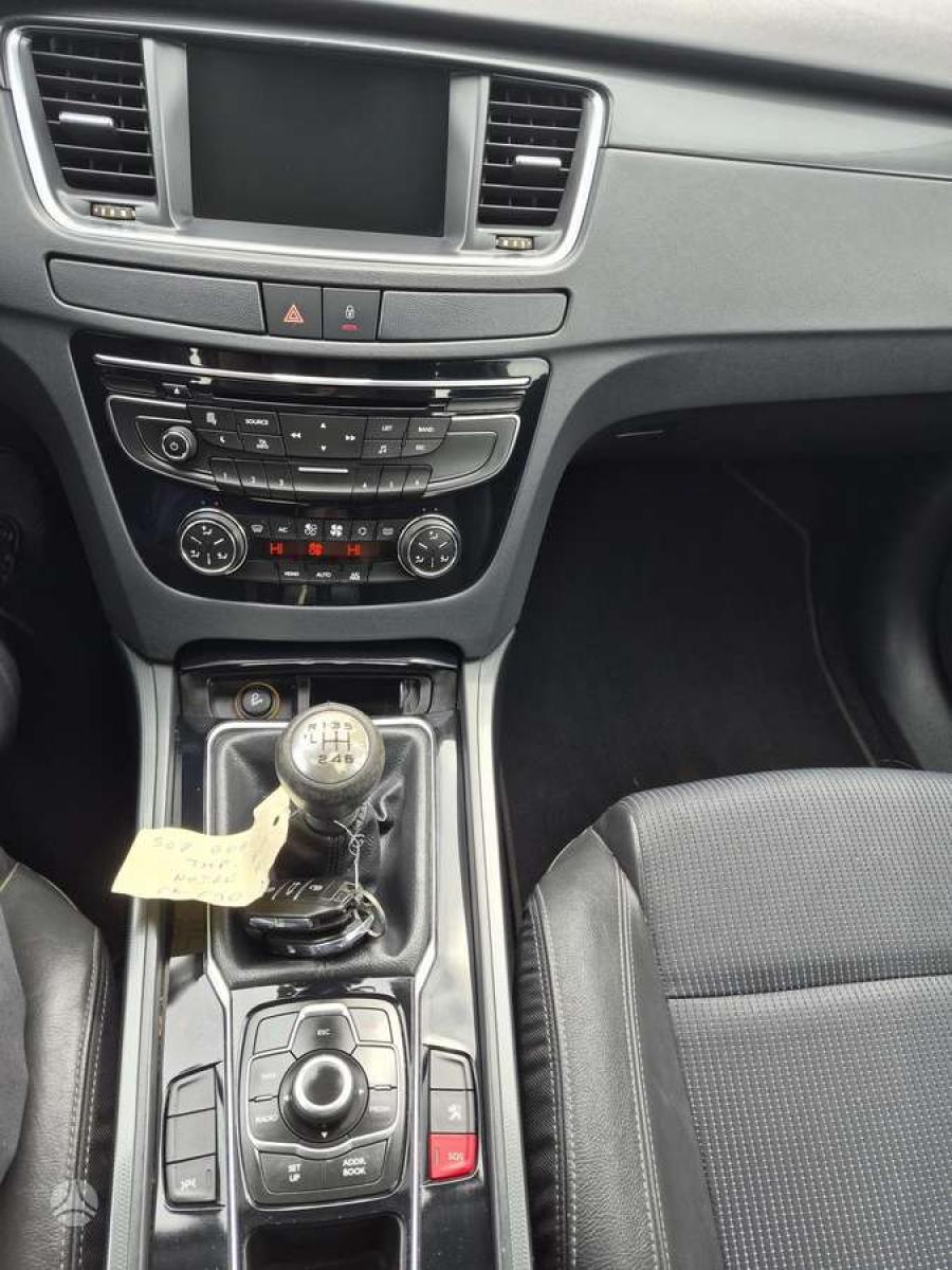 Black Peugeot 508 2012 in Taurage, with an engine capacity of 1.60 L and mileage of 168 thousand km for 2800 €, photo 16 on AUTOMOTO.COM.LV