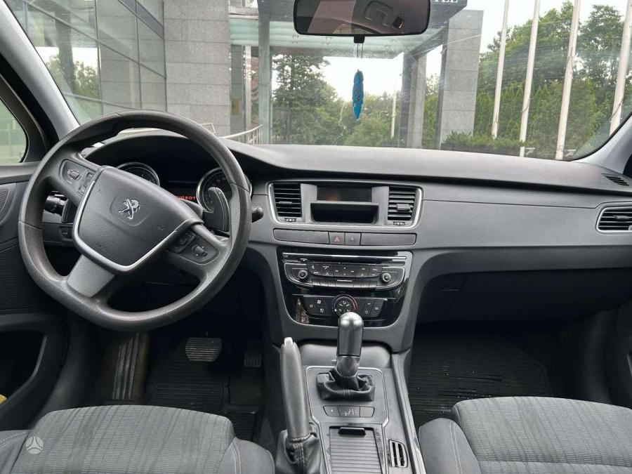 Melns Peugeot 508 2012 Viļņa, ar dzinēja tilpumu 1.60 L un nobraukumu 206 tūkst. km par 2700 €, foto 12 vietnē AUTOMOTO.COM.LV
