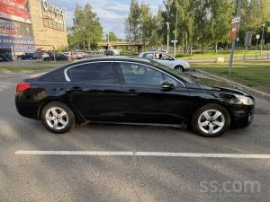Black Peugeot 508 2013 in Riga, with an engine capacity of 2.00 L and mileage of 197 thousand km for 2700 €, photo 4 on AUTOMOTO.COM.LV