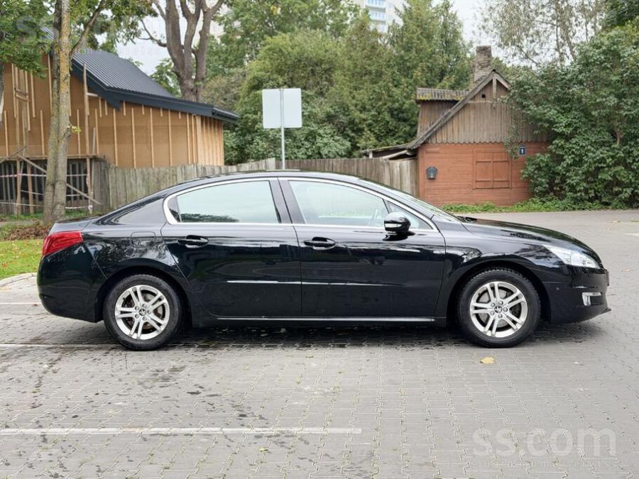 Black Peugeot 508 2013 in Riga, with an engine capacity of 2.00 L and mileage of 270 thousand km for 3200 €, photo 3 on AUTOMOTO.COM.LV