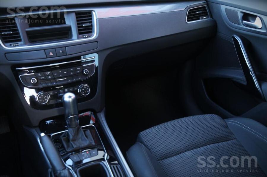 Melns Peugeot 508 2013 Rīga, ar dzinēja tilpumu 1.60 L un nobraukumu 132 tūkst. km par 3995 €, foto 10 vietnē AUTOMOTO.COM.LV