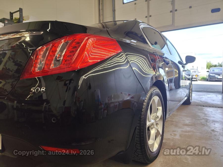 Melns Peugeot 508 2014 Tartu, ar dzinēja tilpumu 1.60 L un nobraukumu 124 tūkst. km par 7500 €, foto 16 vietnē AUTOMOTO.COM.LV