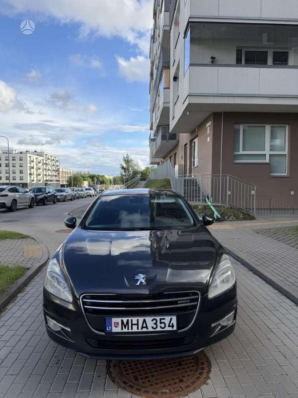 Черный Пежо 508 2014 в Вильнюс, объемом двигателя 2.00 л и пробегом 313 тыс. км за 3000 €, фото 2 на AUTOMOTO.COM.LV