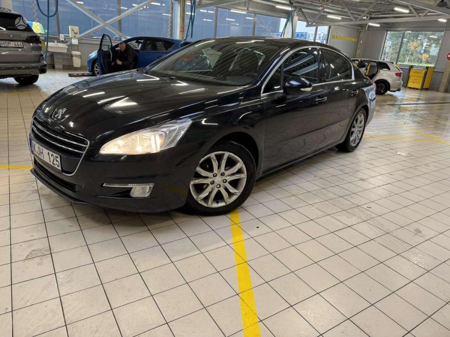 Black Peugeot 508 2015 in Vilnius, with an engine capacity of 2.00 L and mileage of 490 thousand km for 3500 €, photo 6 on AUTOMOTO.COM.LV