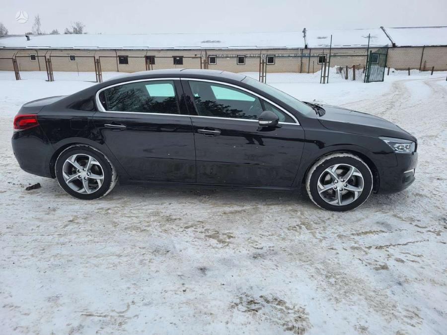 Black Peugeot 508 2015 in Taurage, with an engine capacity of 1.60 L and mileage of 202 thousand km for 5800 €, photo 4 on AUTOMOTO.COM.LV