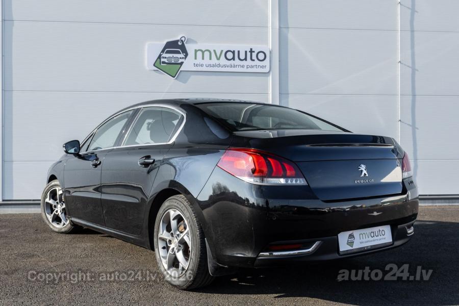 Black Peugeot 508 2015 in Tallinn, with an engine capacity of 2.00 L and mileage of 191 thousand km for 7990 €, photo 7 on AUTOMOTO.COM.LV