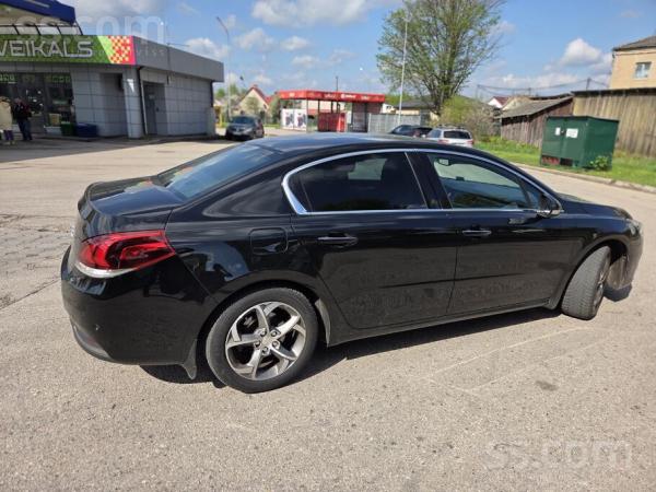 Black Peugeot 508 2015 in Daugavpils, with an engine capacity of 2.00 L and mileage of 170 thousand km for 8395 €, photo 4 on AUTOMOTO.COM.LV