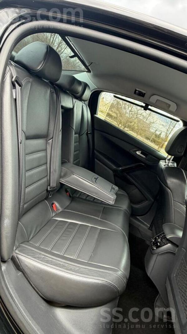 Black Peugeot 508 2015 in Aizkraukle, with an engine capacity of 2.00 L and mileage of 197 thousand km for 8370 €, photo 10 on AUTOMOTO.COM.LV