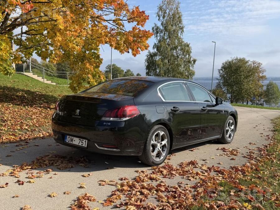Melns Peugeot 508 2015 Aizkraukle, ar dzinēja tilpumu 2.00 L un nobraukumu 197 tūkst. km par 6970 €, foto 4 vietnē AUTOMOTO.COM.LV
