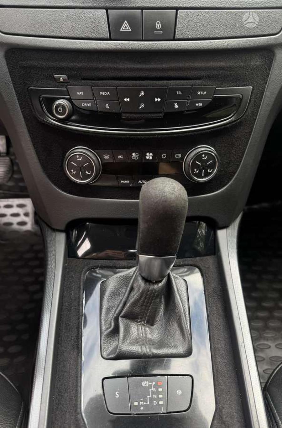 Melns Peugeot 508 2015 Viļņa, ar dzinēja tilpumu 2.00 L un nobraukumu 350 tūkst. km par 4950 €, foto 20 vietnē AUTOMOTO.COM.LV