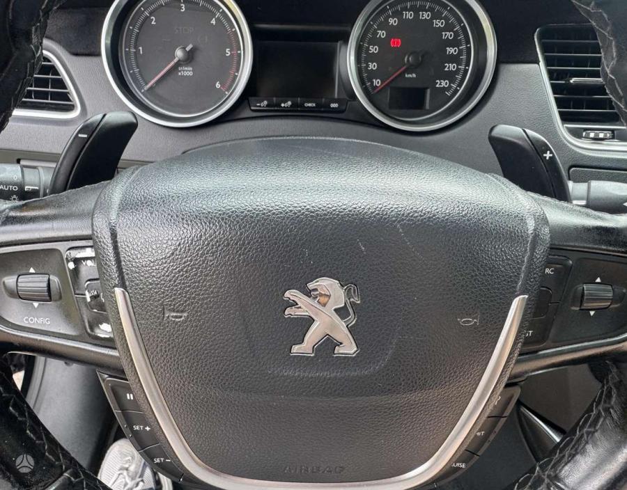 Melns Peugeot 508 2015 Viļņa, ar dzinēja tilpumu 2.00 L un nobraukumu 350 tūkst. km par 4950 €, foto 21 vietnē AUTOMOTO.COM.LV