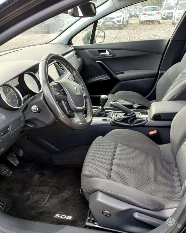 Melns Peugeot 508 2015 Tauragė, ar dzinēja tilpumu 1.60 L un nobraukumu 224 tūkst. km par 5150 €, foto 9 vietnē AUTOMOTO.COM.LV