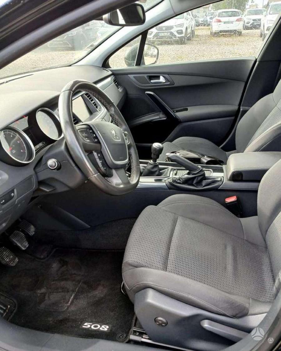 Black Peugeot 508 2015 in Taurage, with an engine capacity of 1.60 L and mileage of 224 thousand km for 5150 €, photo 10 on AUTOMOTO.COM.LV