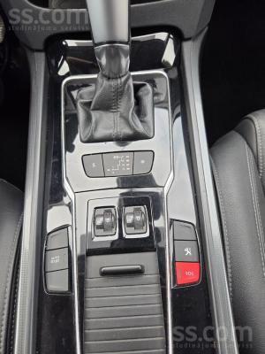 Melns Peugeot 508 2015 Daugavpils, ar dzinēja tilpumu 2.00 L un nobraukumu 173 tūkst. km par 7900 €, foto 11 vietnē AUTOMOTO.COM.LV