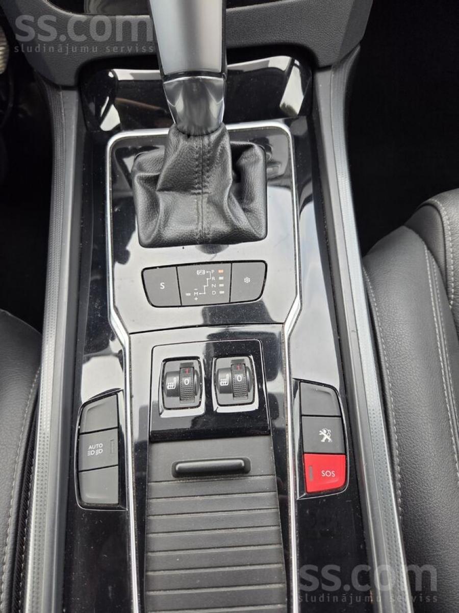 Melns Peugeot 508 2015 Daugavpils, ar dzinēja tilpumu 2.00 L un nobraukumu 173 tūkst. km par 7900 €, foto 11 vietnē AUTOMOTO.COM.LV