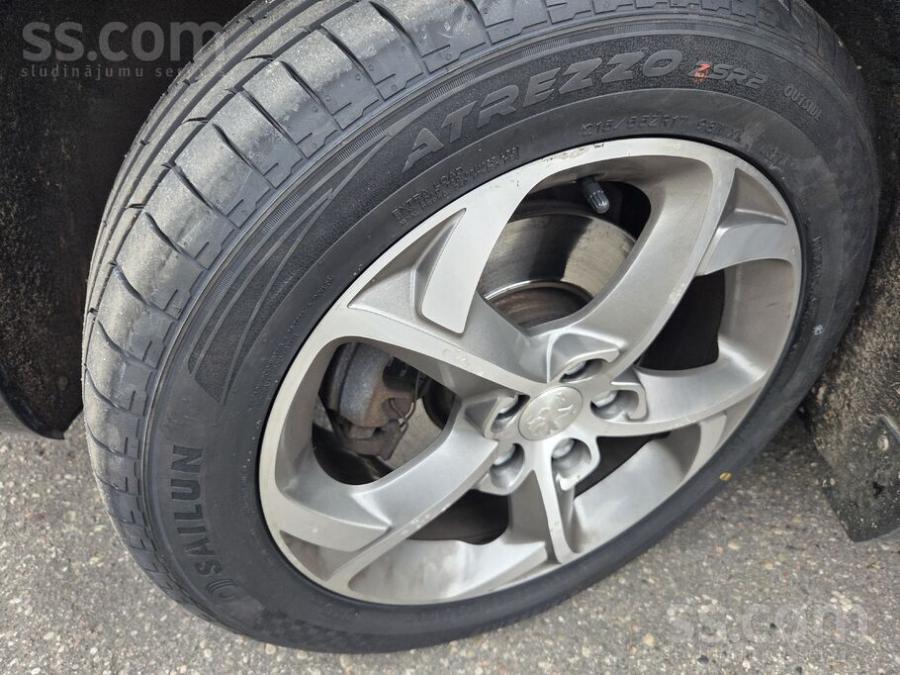 Melns Peugeot 508 2015 Daugavpils, ar dzinēja tilpumu 2.00 L un nobraukumu 173 tūkst. km par 7900 €, foto 17 vietnē AUTOMOTO.COM.LV