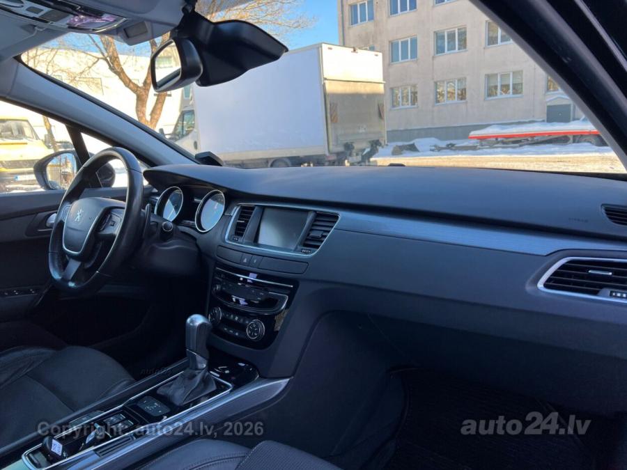 Melns Peugeot 508 2017 Narva, ar dzinēja tilpumu 2.00 L un nobraukumu 212 tūkst. km par 6999 €, foto 26 vietnē AUTOMOTO.COM.LV