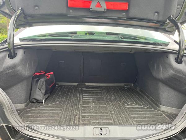 Black Peugeot 508 2018 in Tartu, with an engine capacity of 2.00 L and mileage of 240 thousand km for 9400 €, photo 9 on AUTOMOTO.COM.LV