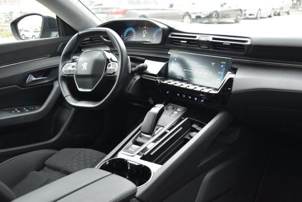 Melns Peugeot 508 2022 Viļņa, ar dzinēja tilpumu 1.60 L un nobraukumu 36 tūkst. km par 17500 €, foto 10 vietnē AUTOMOTO.COM.LV