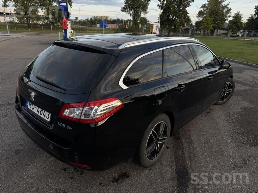 Melns Peugeot 508 2011 Daugavpils, ar dzinēja tilpumu 2.00 L un nobraukumu 0 tūkst. km par 2850 €, foto 5 vietnē AUTOMOTO.COM.LV
