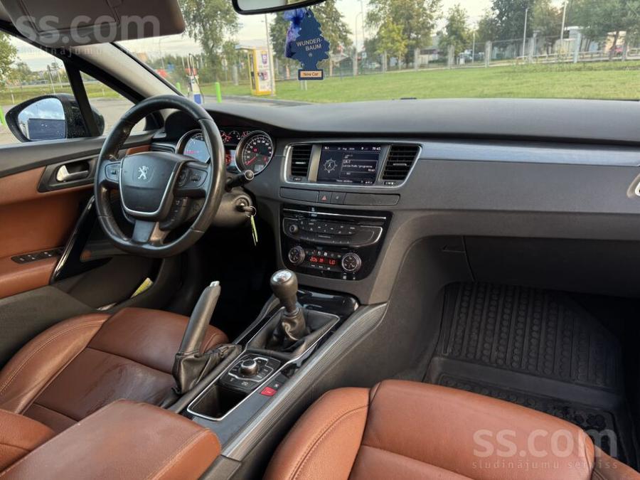 Melns Peugeot 508 2011 Daugavpils, ar dzinēja tilpumu 2.00 L un nobraukumu 0 tūkst. km par 2850 €, foto 12 vietnē AUTOMOTO.COM.LV