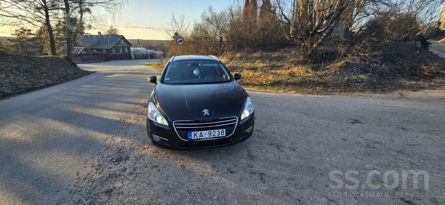 Black Peugeot 508 2012 in Rezekne, with an engine capacity of 2.00 L and mileage of 415 thousand km for 3000 €, photo 2 on AUTOMOTO.COM.LV