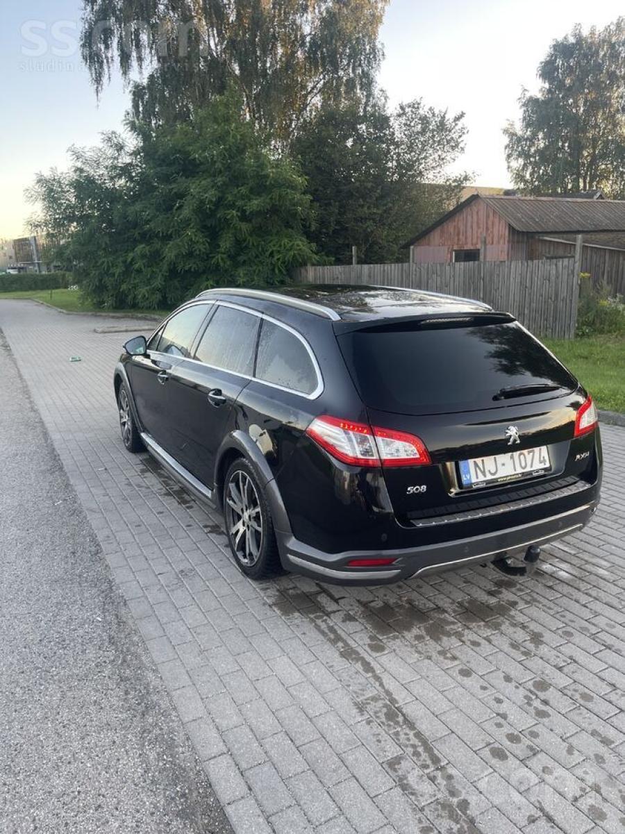 Black Peugeot 508 2012 in Riga, with an engine capacity of 2.00 L and mileage of 321 thousand km for 3000 €, photo 5 on AUTOMOTO.COM.LV