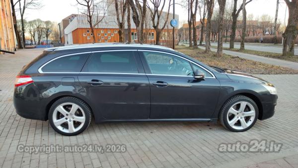 Melns Peugeot 508 2012 Narva, ar dzinēja tilpumu 2.20 L un nobraukumu 374 tūkst. km par 4700 €, foto 6 vietnē AUTOMOTO.COM.LV