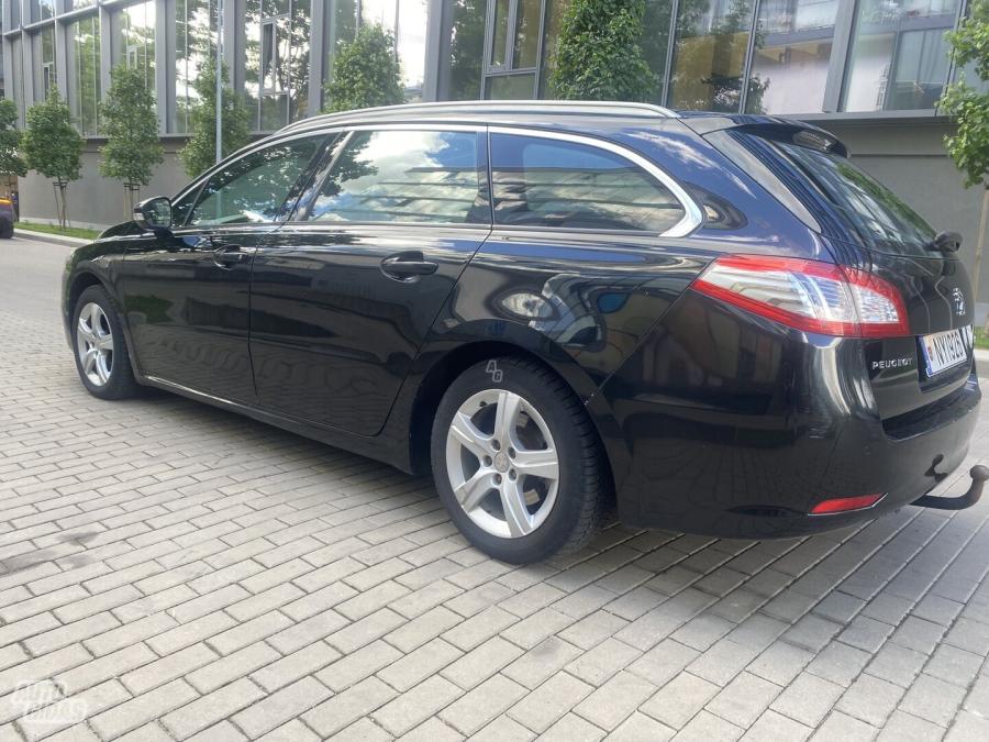 Black Peugeot 508 2012 in Vilnius, with an engine capacity of 1.60 L and mileage of 300 thousand km for 3350 €, photo 3 on AUTOMOTO.COM.LV