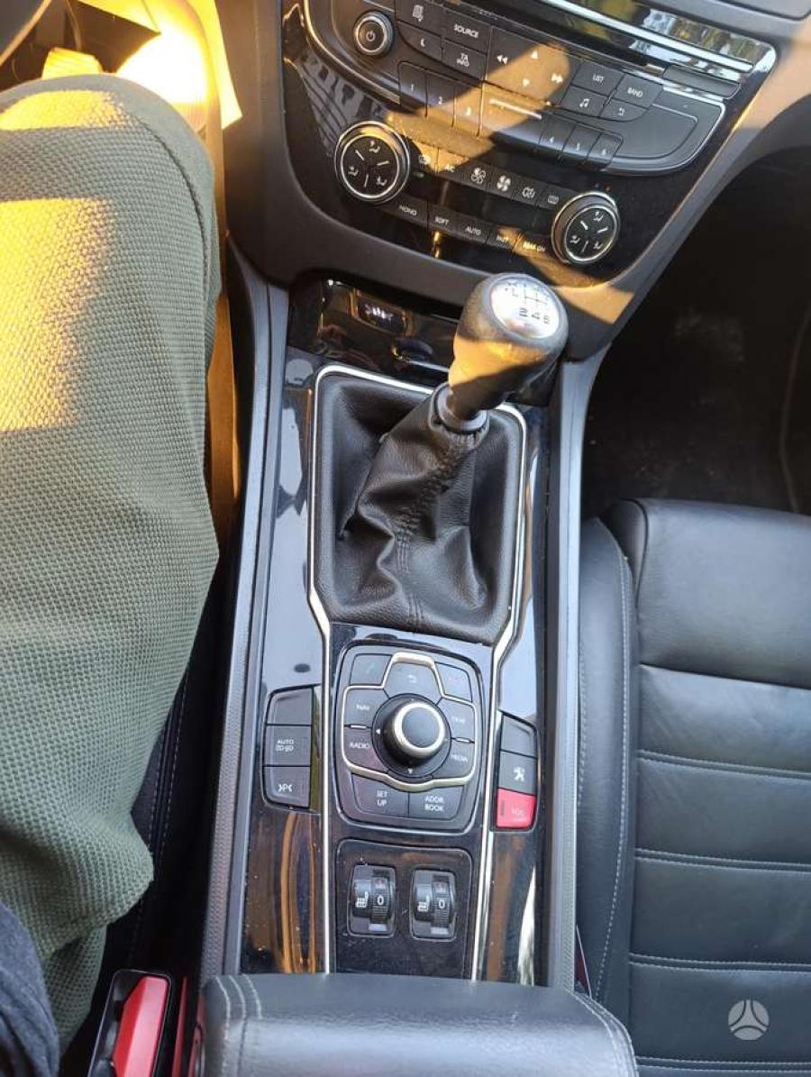 Melns Peugeot 508 2012 Visaginas, ar dzinēja tilpumu 2.00 L un nobraukumu 284 tūkst. km par 3700 €, foto 18 vietnē AUTOMOTO.COM.LV