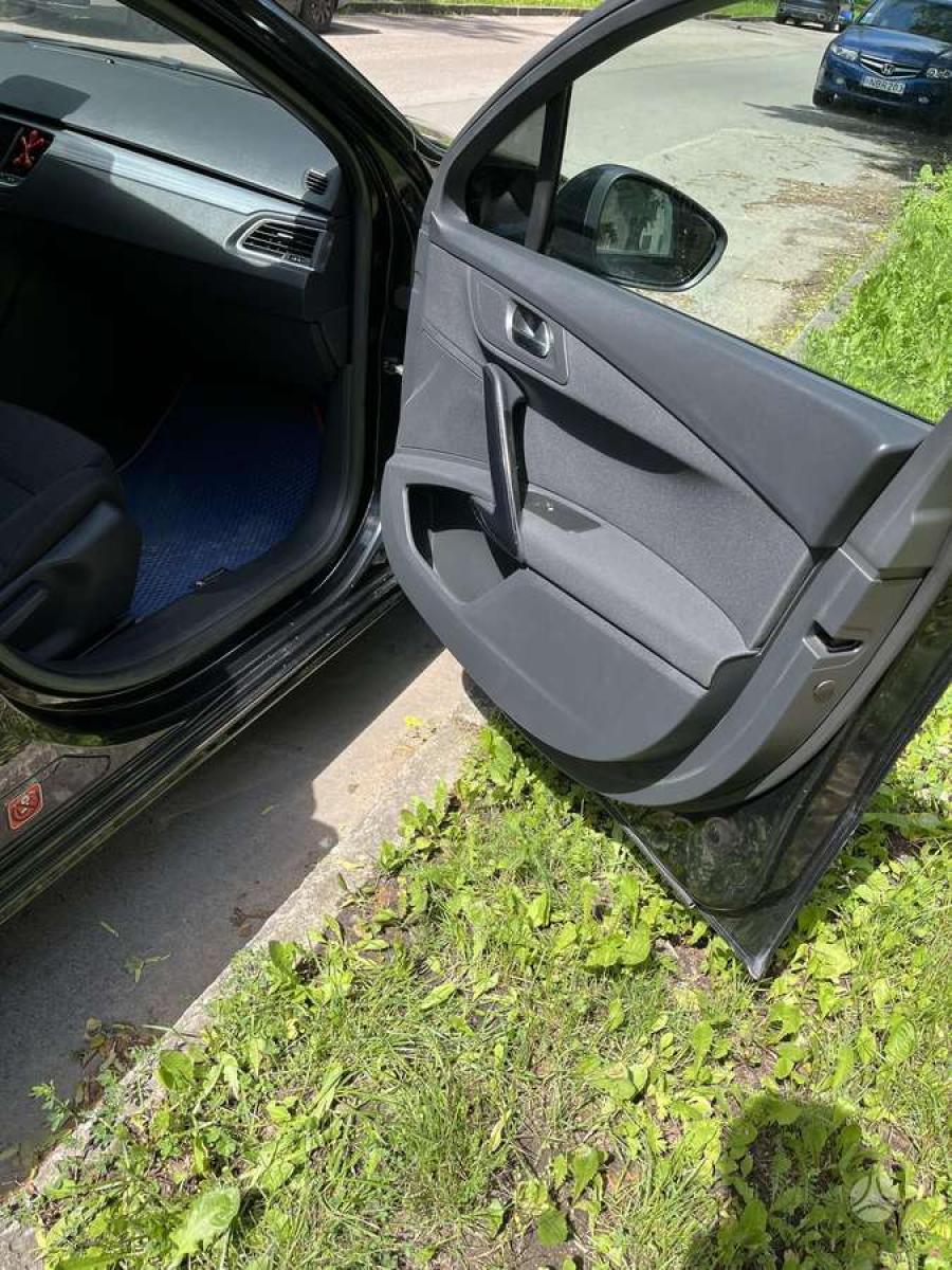 Black Peugeot 508 2012 in Klaipeda, with an engine capacity of 2.00 L and mileage of 214 thousand km for 6000 €, photo 8 on AUTOMOTO.COM.LV
