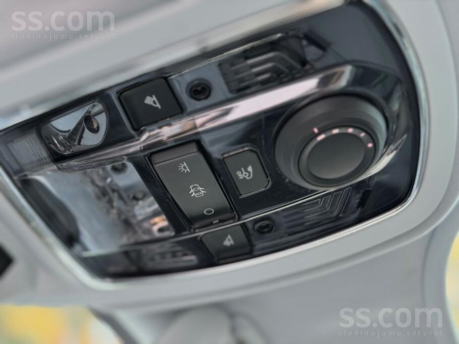 Melns Peugeot 508 2012 Jūrmala, ar dzinēja tilpumu 2.00 L un nobraukumu 245 tūkst. km par 8000 €, foto 18 vietnē AUTOMOTO.COM.LV