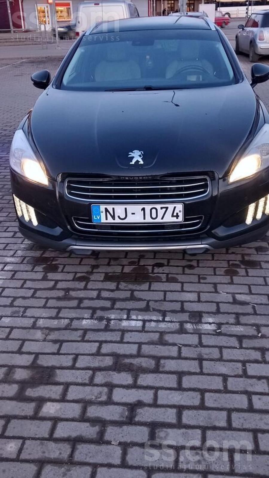 Black Peugeot 508 2012 in Valmiera, with an engine capacity of 2.00 L and mileage of 328 thousand km for 4000 €, photo 6 on AUTOMOTO.COM.LV